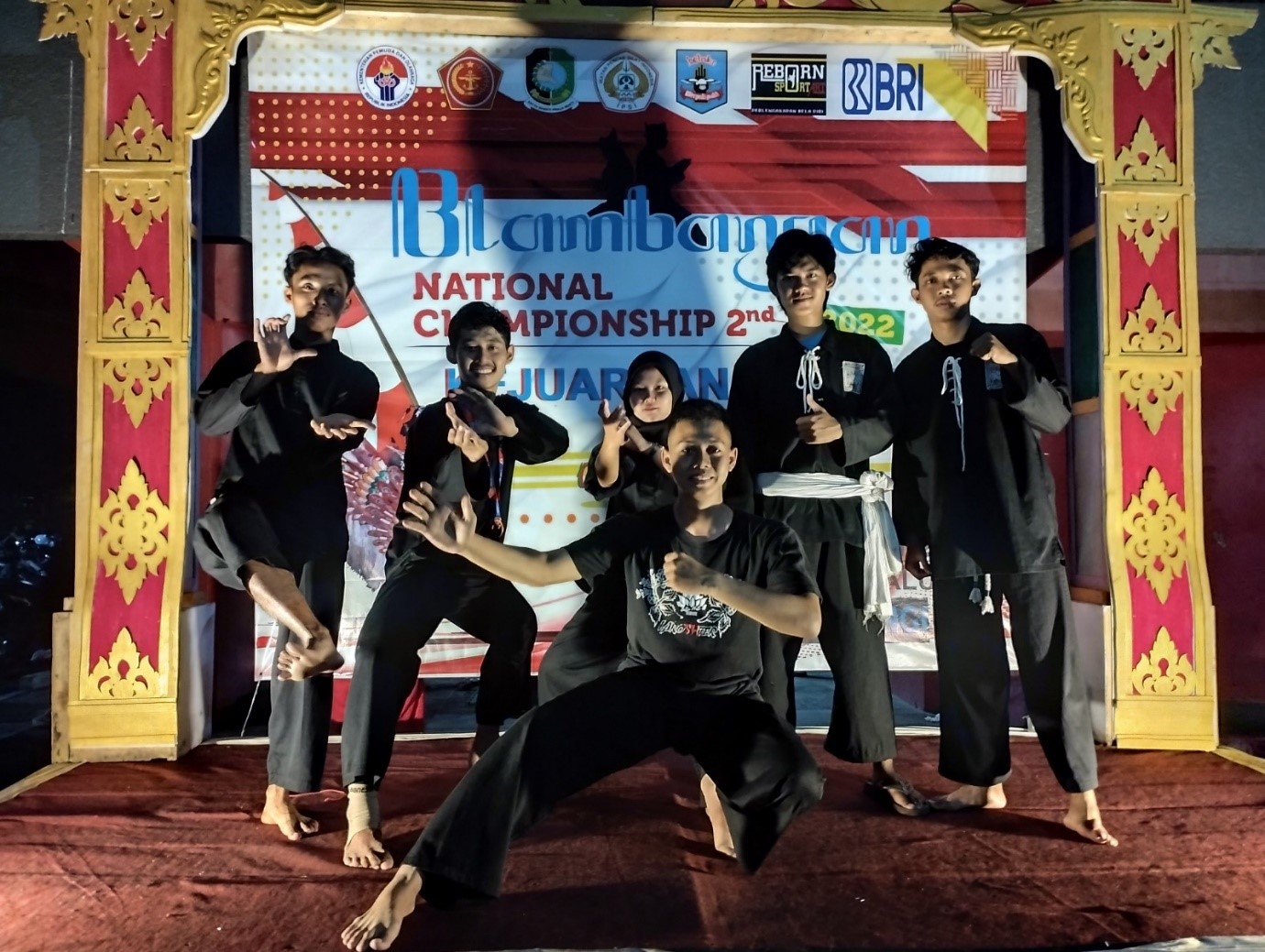 Ikatan Pencak Silat Indonesia (IPSI) Cabang SIKIA UNAIR Resmi Dilantik ...